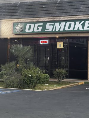 OG SMOKE SHOP - Updated June 2024 - 29 Photos & 46 Reviews - 6266 ...