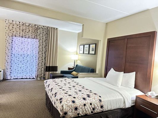 VISTA SUITES - Updated March 2026 - 42 Photos & 20 Reviews - 2423 ...