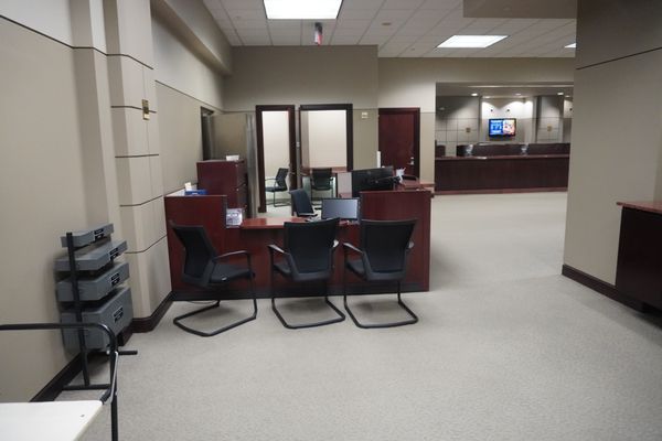 TEXANS CREDIT UNION - Updated December 2025 - 143 Reviews - 777 E ...