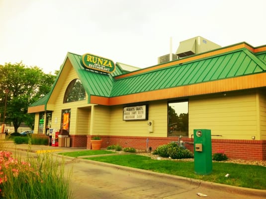 RUNZA - Updated December 2025 - 11 Photos & 14 Reviews - 7001 & Van ...