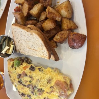 THE EXECUTIVE DINER - Updated August 2025 - 661 Photos & 603 Reviews ...