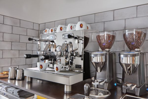 GLÜCKLICH, DAS KLEINE KUNST-CAFÉ UND TAPAS RESTAURANT - Updated August ...