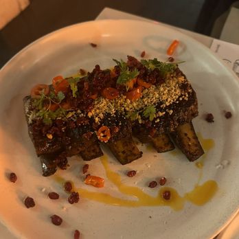 EYVAL - Updated January 2025 - 692 Photos & 174 Reviews - 25 Bogart St ...