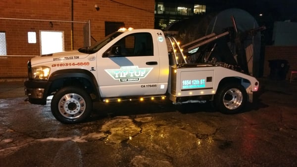 TIP TOP TOW SERVICE - Updated December 2025 - 34 Photos & 60 Reviews ...