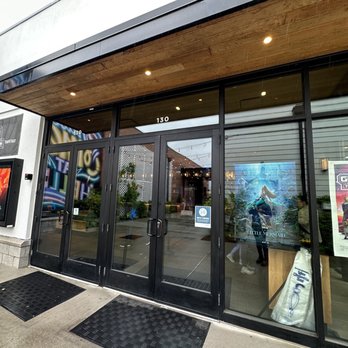 LANDMARK CLOSTER PLAZA - Updated December 2025 - 20 Photos & 14 Reviews ...