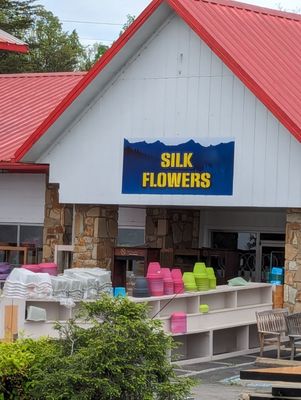 PARKER’S SUPERSTORE - Updated November 2025 - 3044 Winfield Dunn Pkwy ...