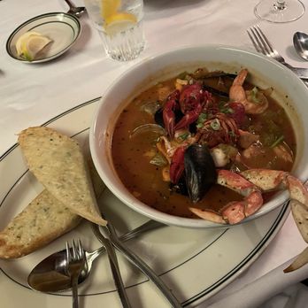 JAKE’S FAMOUS CRAWFISH - Updated July 2024 - 2037 Photos & 1929 Reviews ...