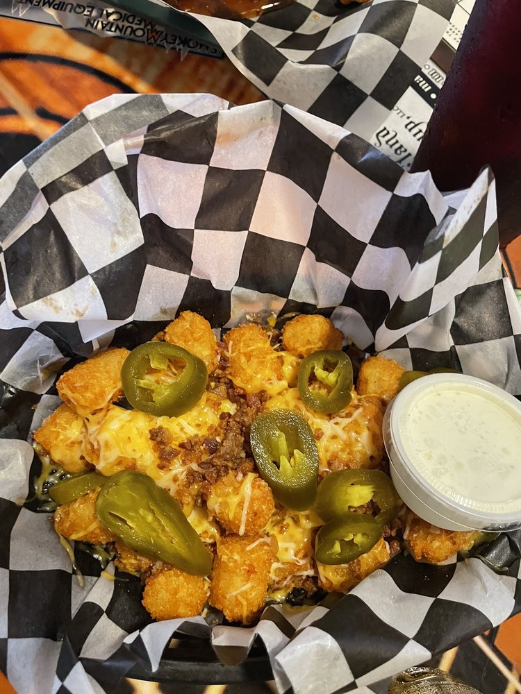 STATE LINE BAR & GRILLE - 39 Photos & 57 Reviews - 644 State St ...