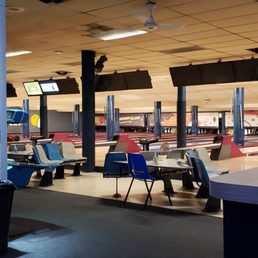 LANDMARK LANES - Updated July 2025 - 63 Photos & 143 Reviews - 2220 N ...