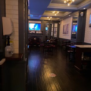 RYAN MAGUIRE’S BAR & RESTAURANT - 94 Photos & 165 Reviews - American (Traditional) - 28 Cliff St ...