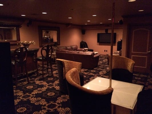 VIP CABARET - 14 Photos & 69 Reviews - 12147 Victory Blvd, North ...