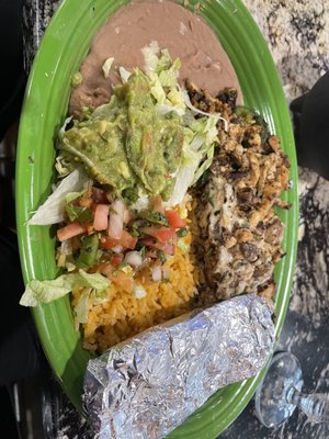 EL TORO AT THE FIELDS - Updated December 2025 - 19 Photos & 32 Reviews ...