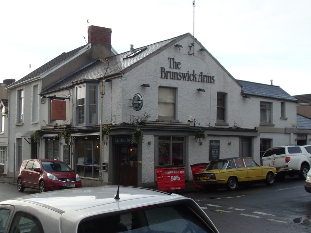 BRUNSWICK INN - Updated July 2025 - 3 Duke Street, Swansea, United ...