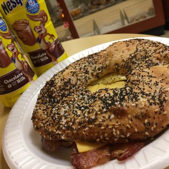 HOT BAGELS ABROAD - Updated January 2026 - 14 Photos & 24 Reviews - 240 ...
