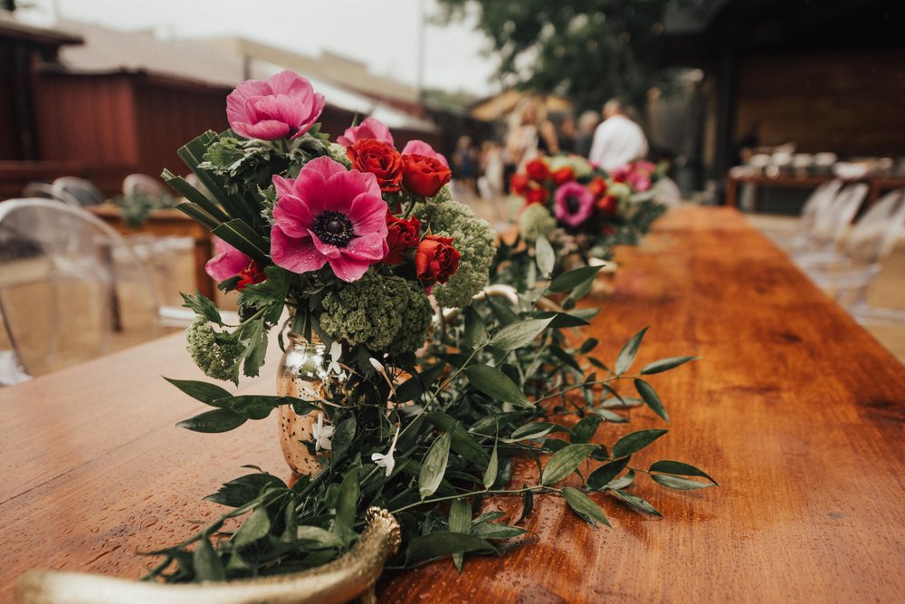 SCOOT INN - 126 Photos & 165 Reviews - Music Venues - 1308 E 4th St ...