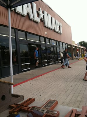 WALMART - Updated August 2025 - 10 Photos & 12 Reviews - 2103 Milam St ...