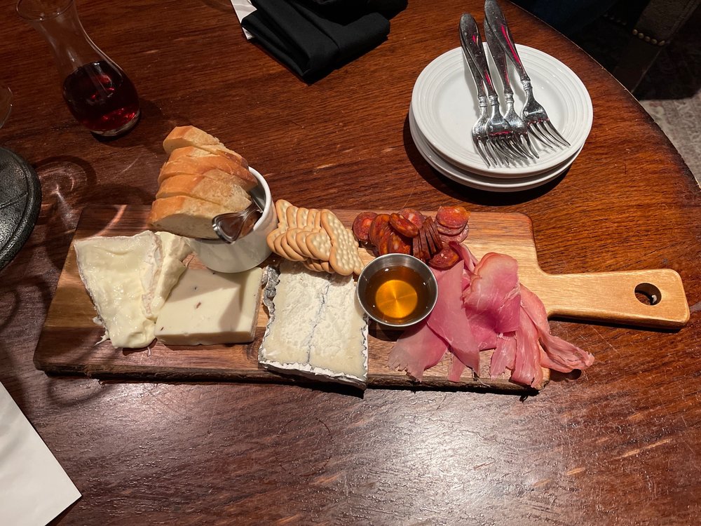 LAMBERTVILLE STATION WINE CELLAR - 78 Photos & 36 Reviews - 11 Bridge ...