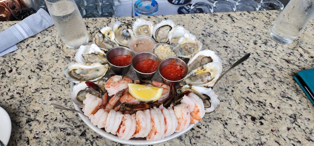 FAT TUNA - 58 Photos & 29 Reviews - 378 Rope Ferry Rd, Waterford ...