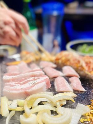 PIGYA - Updated April 2025 - 1279 Photos & 619 Reviews - 3400 W 8th St ...