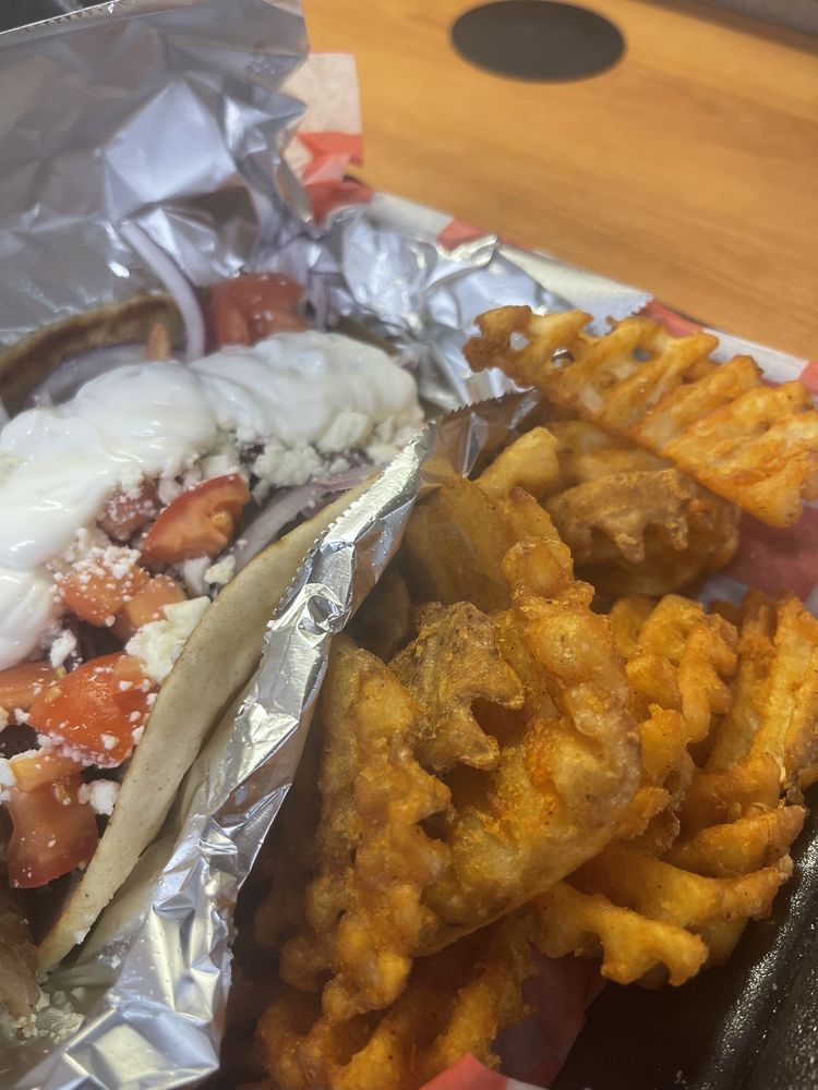 THE HANGRY HOBO - Updated October 2025 - Dubuque, Iowa - Food Trucks ...