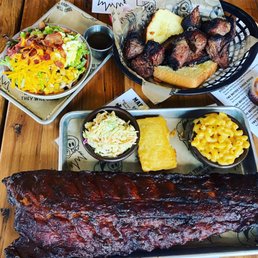 BBQ KING SMOKEHOUSE AND TAVERN - Updated July 2025 - 191 Photos & 322 ...