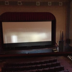 REGAL UA OXFORD VALLEY - 59 Photos & 85 Reviews - 403 Middletown Blvd ...