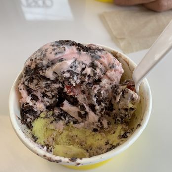 THE FROZEN BARN - Updated June 2025 - 21 Photos & 13 Reviews - 1106 ...