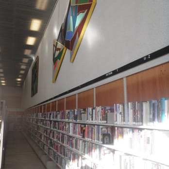 CITY HALL PUBLIC LIBRARY - Updated October 2025 - 25 Photos - 100 Queen ...