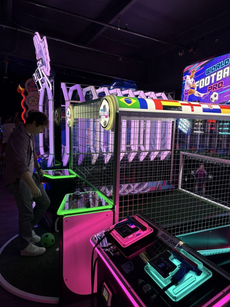 MONSTER MINI GOLF HAMMOND - Updated December 2025 - 1665 W Railroad Ave ...