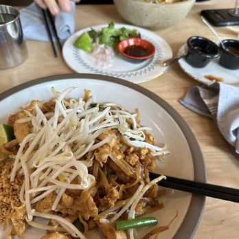 PAADEE - Updated September 2024 - 660 Photos & 632 Reviews - 6 SE 28th ...