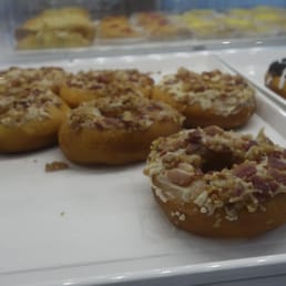 SWEET HUT BAKERY & CAFE - Updated April 2025 - 1642 Photos & 901 ...