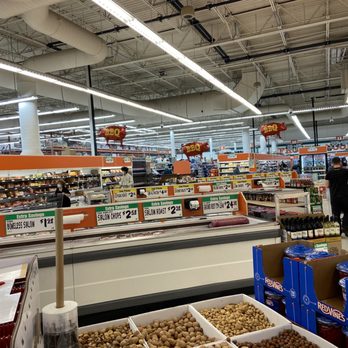 WINCO FOODS - Updated August 2025 - 33 Photos & 96 Reviews - 1222 NE ...