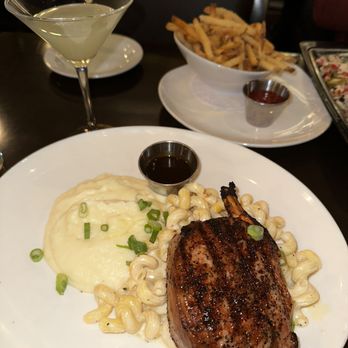 333 BELROSE BAR & GRILL - Updated November 2025 - 163 Reviews & 159 ...