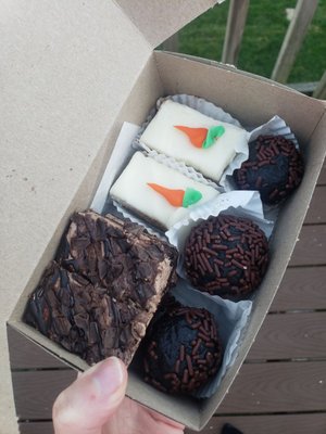 CAFE PICCOLO PASTRY & BAGELS - Updated December 2024 - 52 Photos & 31 ...