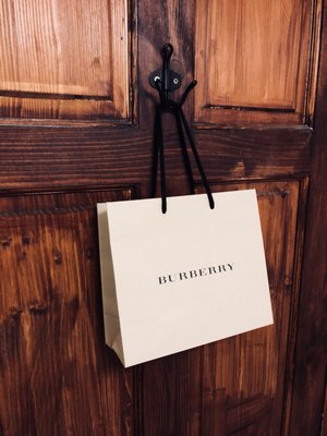 BURBERRY FACTORY SHOP - 19 Photos & 36 Reviews - 29 Chatham Place ...
