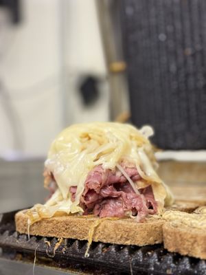 CHOMP CHEESESTEAKS & MORE - Updated December 2025 - 127 Photos & 17 ...