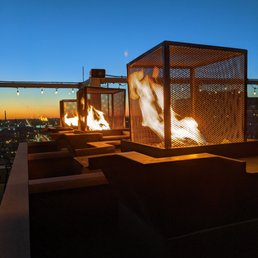 VU ROOFTOP - Updated December 2025 - 499 Photos & 381 Reviews - 133 W ...