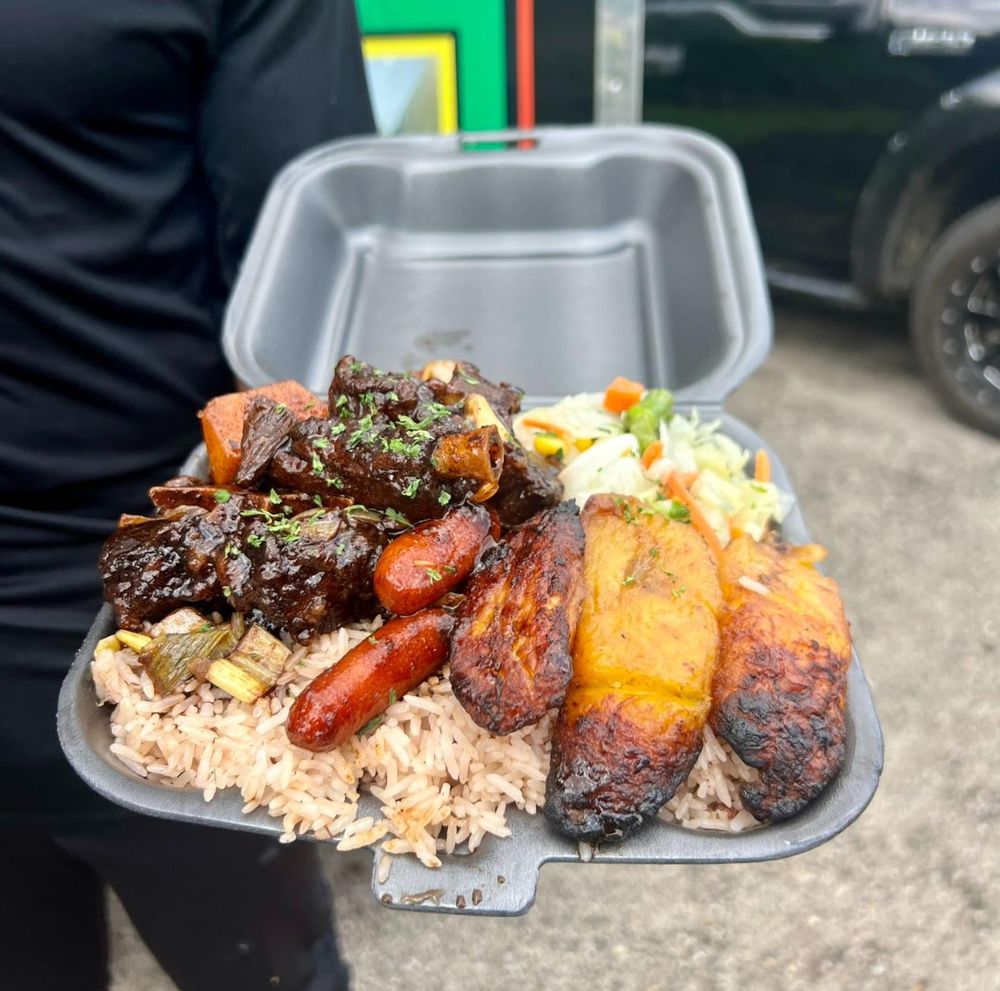 VYBIZ CARIBBEAN CUISINE - Updated May 2026 - 26 Photos - 2402 W ...