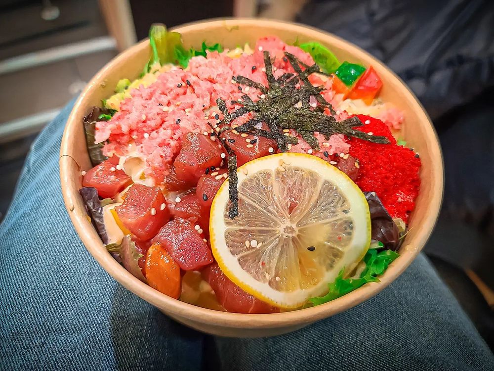 LE POKÉ STATION - Updated October 2025 - 2874 Rue Masson, Montréal ...