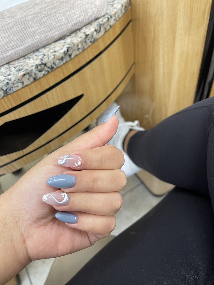LUCKY NAILS - Updated January 2026 - 178 Photos & 97 Reviews - 7700 ...