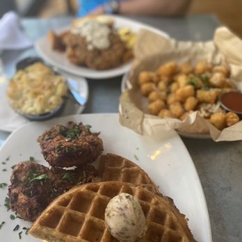 CAFETERIA 15L - Updated December 2024 - 5051 Photos & 3791 Reviews ...