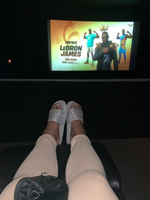 SHOWCASE CINEMA DE LUX RANDOLPH - 34 Photos & 179 Reviews - Cinema - 73 ...