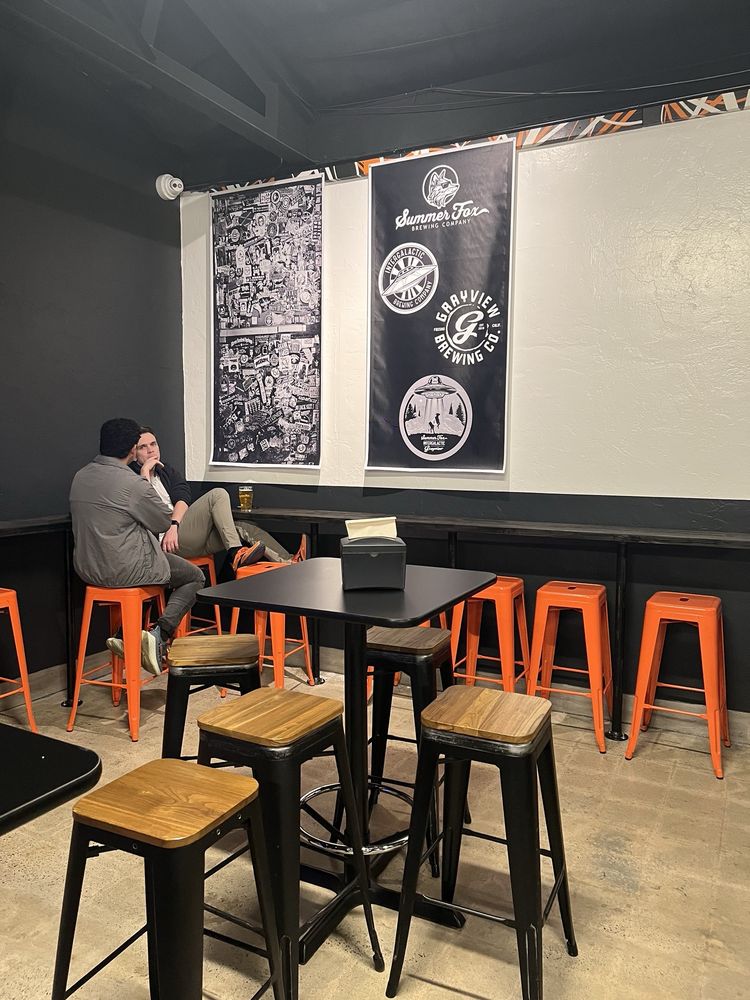 SUMMER FOX BREWERY - Updated December 2025 - 20 Photos - 1426 N Van ...