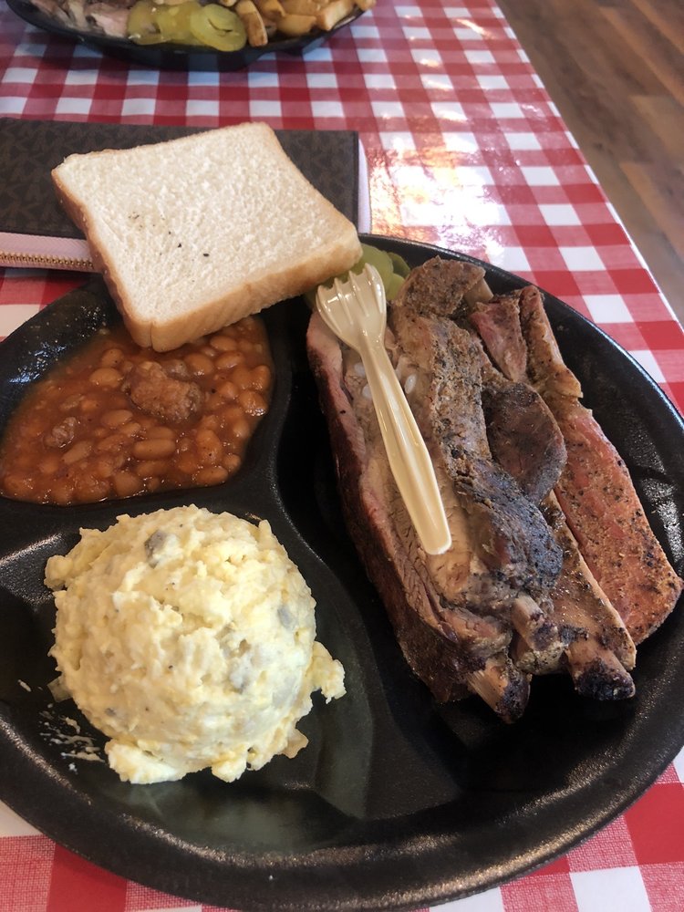 FAT BOY’S BAR-B-QUE RANCH - Updated November 2024 - 49 Photos & 95 ...