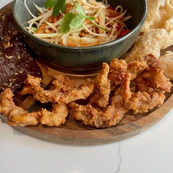 TIKI THAI - Updated July 2025 - 906 Photos & 433 Reviews - 12100 Sunset ...