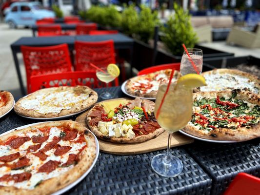 PUPATELLA NEAPOLITAN PIZZA - Updated May 2026 - 59 Photos & 57 Reviews ...