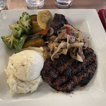 WAIKELE COUNTRY CLUB RESTAURANT - Updated October 2025 - 946 Photos ...