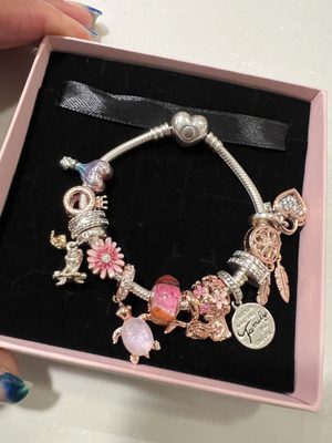 PANDORA - Updated December 2025 - 14 Reviews - 1860 Cumberland Mall SE ...