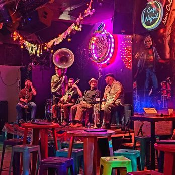 CAFE NEGRIL - Updated October 2024 - 343 Photos & 425 Reviews - 606 ...