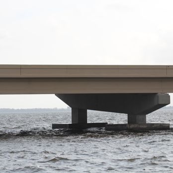 MIDPOINT MEMORIAL BRIDGE - Updated July 2025 - 22 Photos - 1930 SE 23rd ...